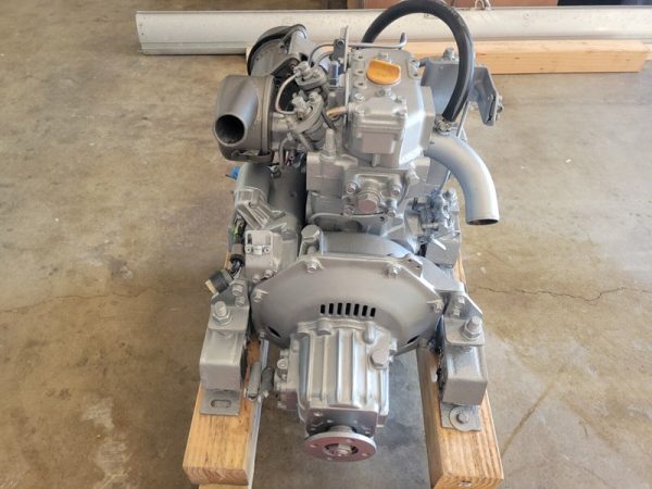 Yanmar 2GM Marine Diesel Engine 13HP with transmission - Tamaro Engines ...