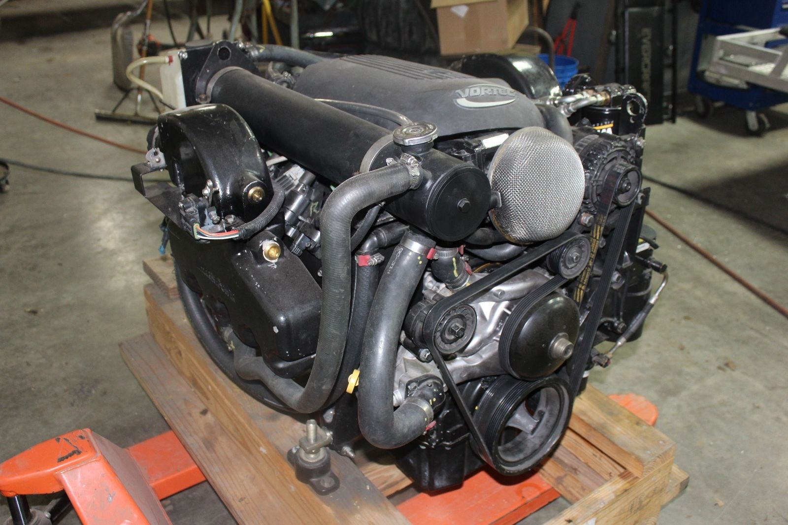6.0 MARINE POWER LS CHEVY ENGINE COMPLETE 405HP MERCURY MARINE JET BOAT ...