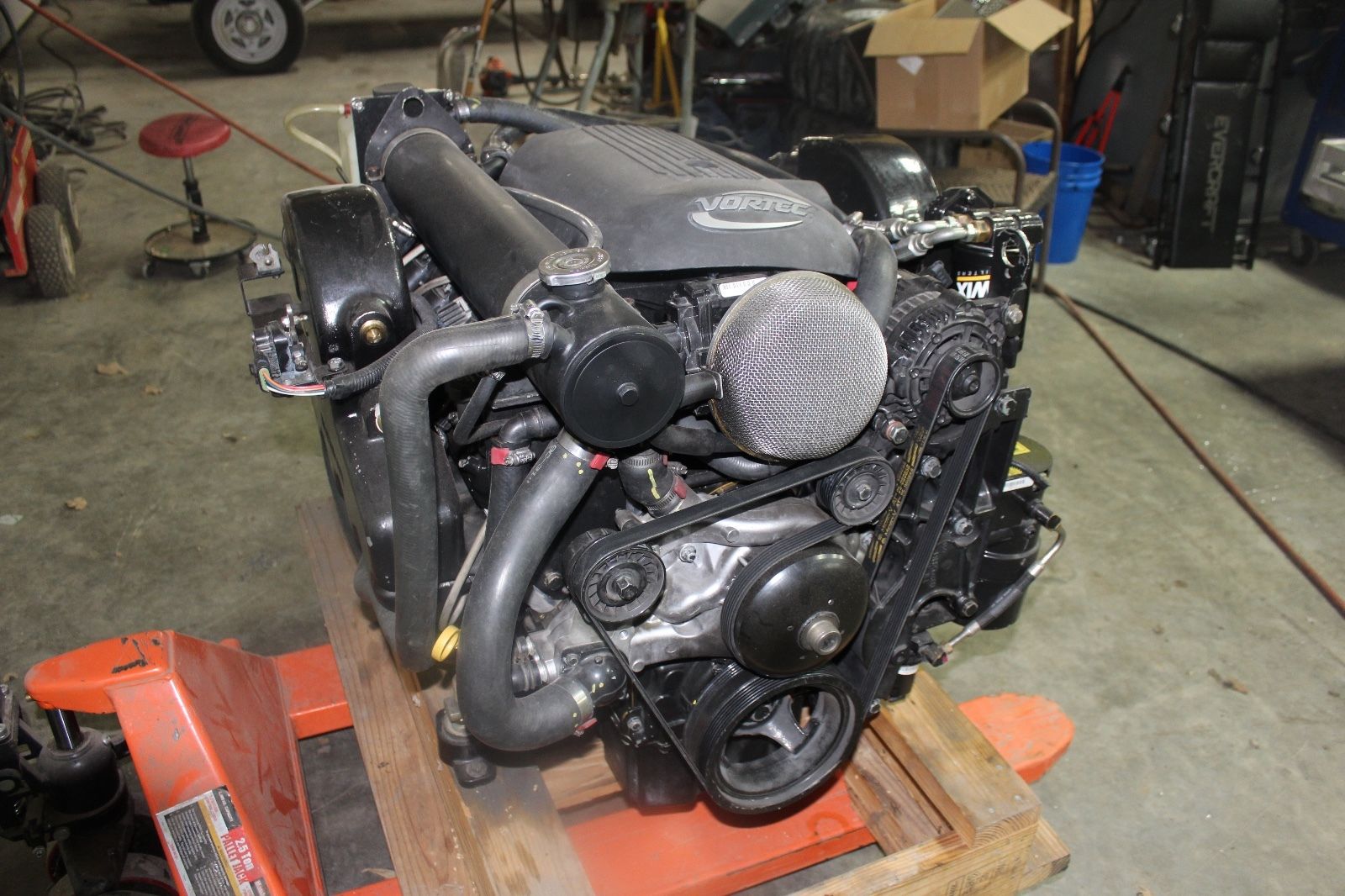 6.0 MARINE POWER LS CHEVY ENGINE COMPLETE 405HP MERCURY MARINE JET BOAT ...