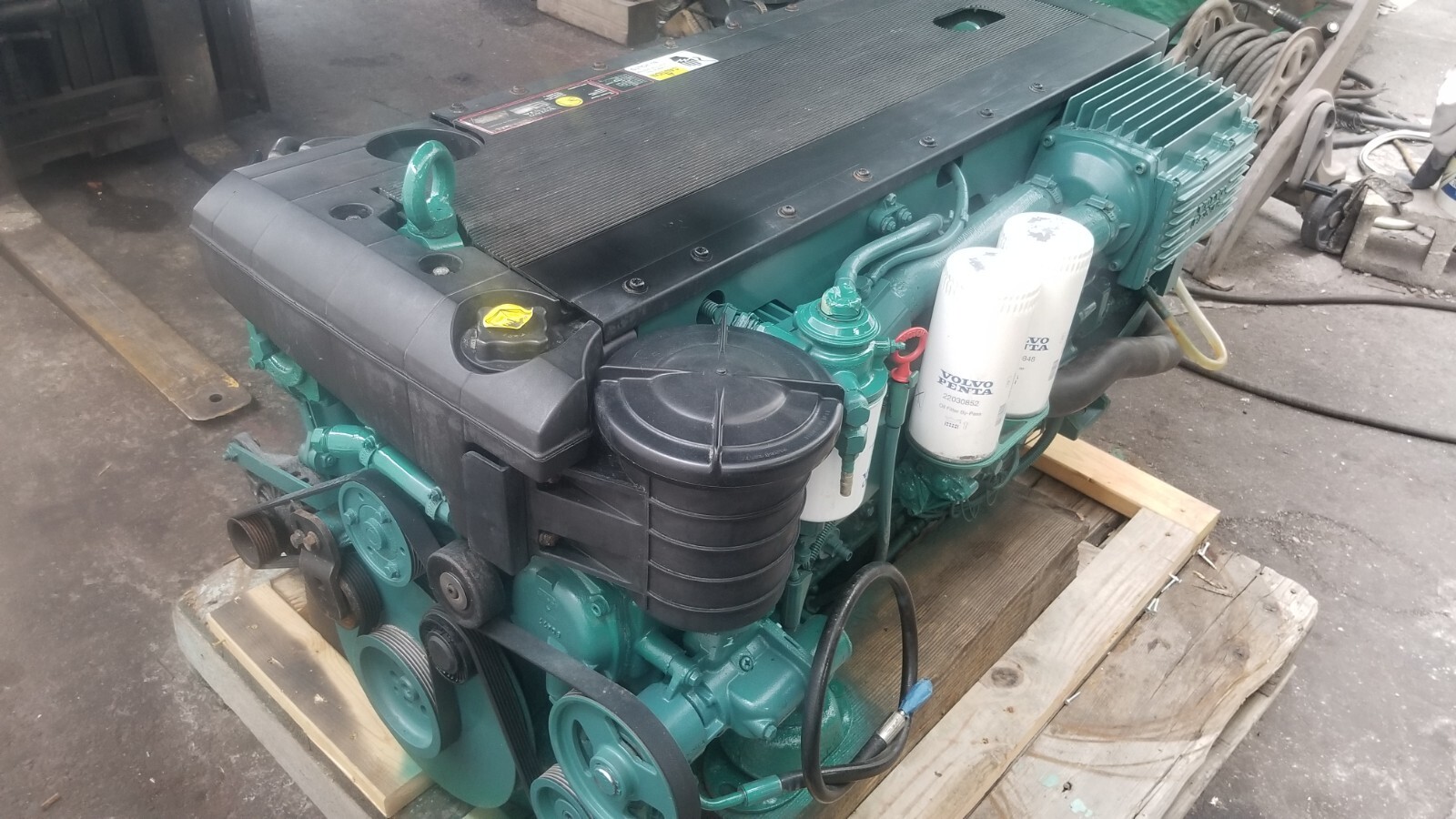 Volvo Penta D6-330 HP Marine Diesel Engine Sale - Tamaro Engines - www ...