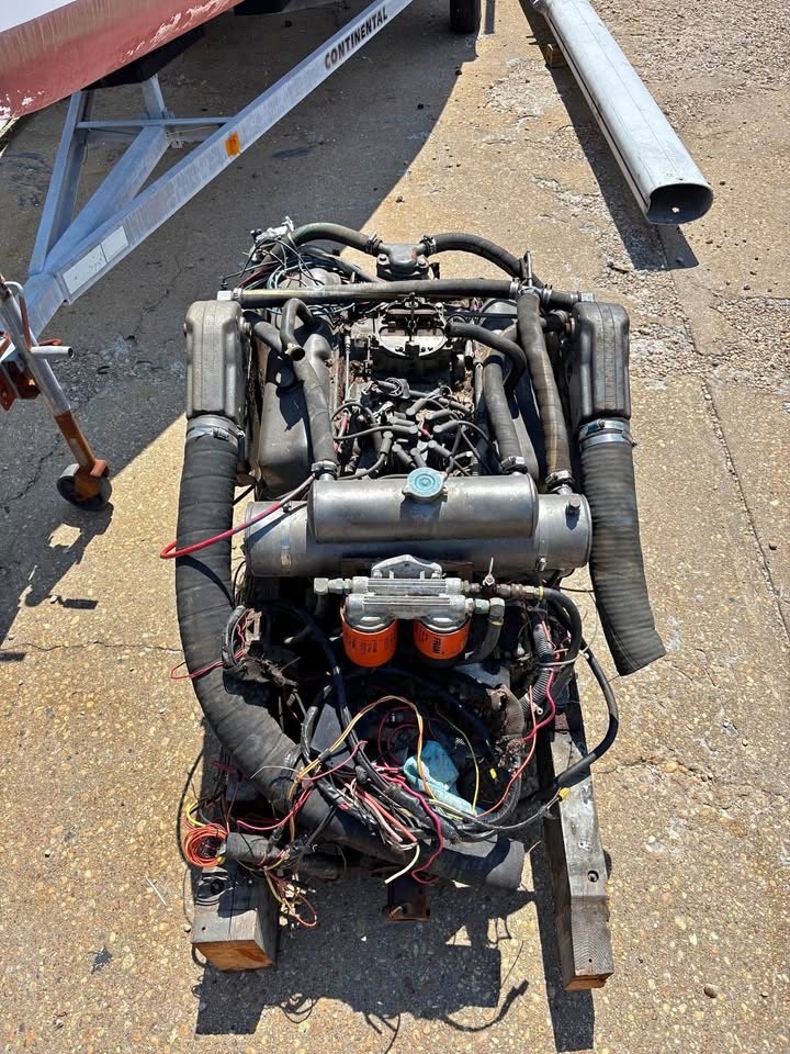 Marine Power 7.4L Marine Gas Engine 454 Marine Power Engine 330 HP PAIR ...